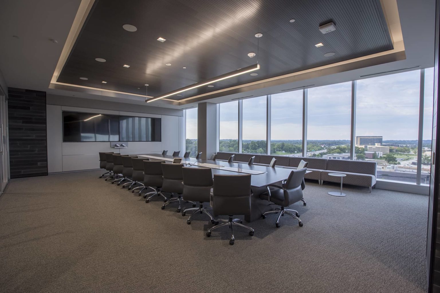 World Wide Technology GHQ - M+H Architects